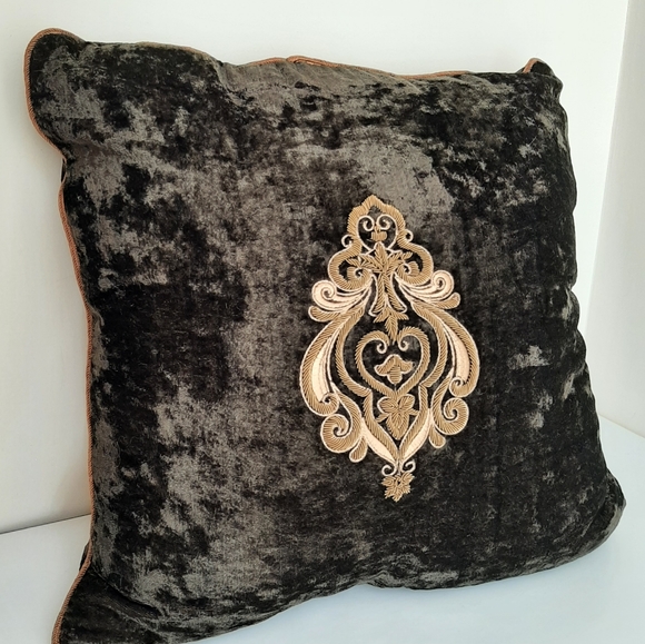 Chaps | Accents | Chaps Rare Velvet Decorative Pillow Deep Forest Green ...